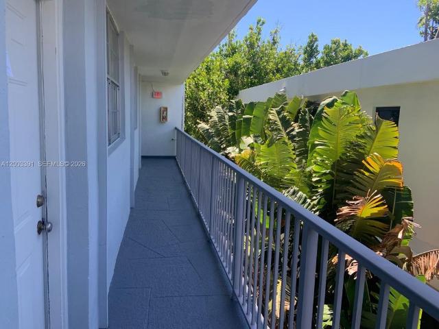 Luxury apartment complex for rent in Miami Beach, Florida