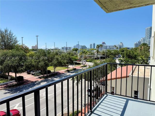 Luxury apartment complex for rent in Miami Beach, Florida