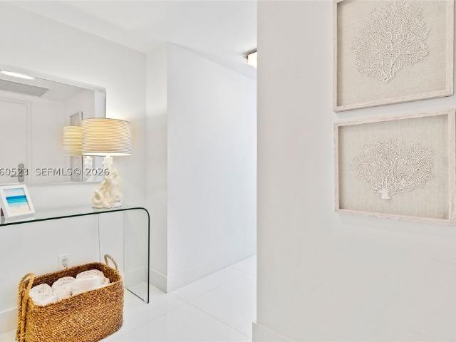 Luxury apartment complex for rent in Miami Beach, Florida