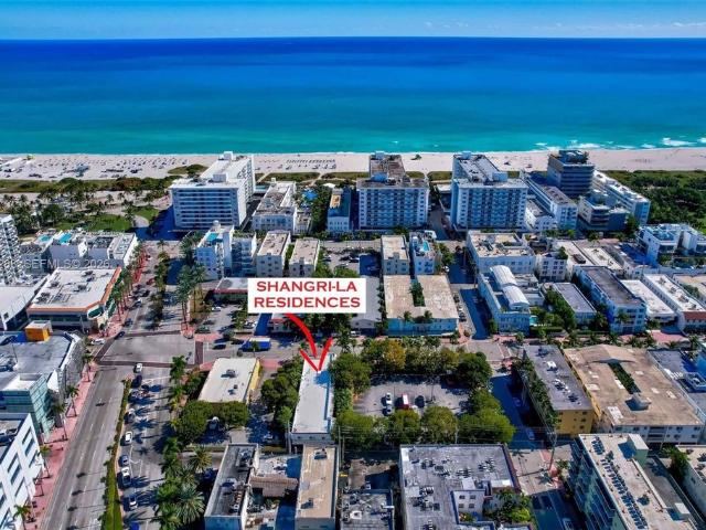 Luxury apartment complex for rent in Miami Beach, Florida