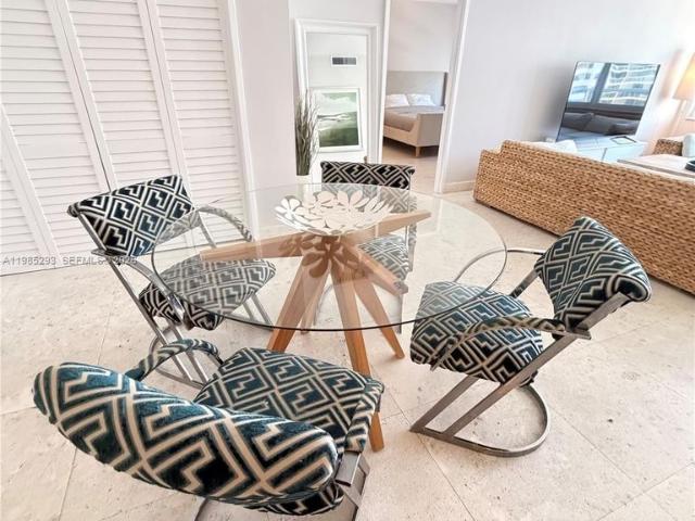 Luxury apartment complex for rent in Miami Beach, Florida