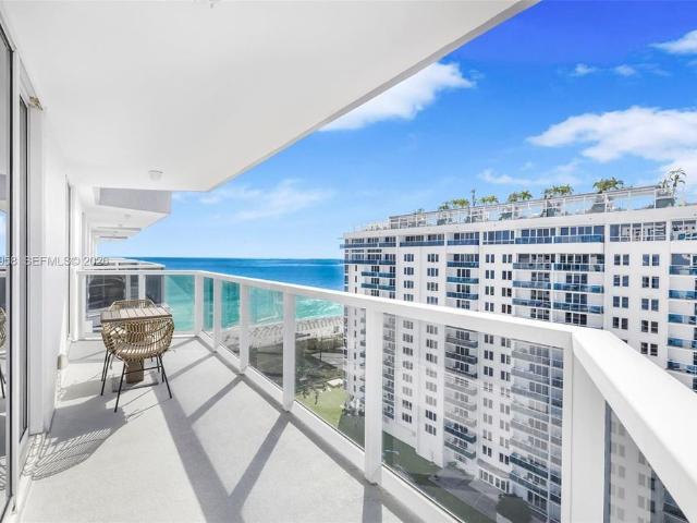 Luxury apartment complex for rent in Miami Beach, Florida