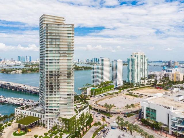 Luxury apartment complex for rent in Miami Beach, Florida