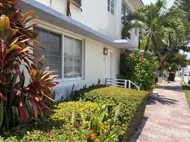 Luxury apartment complex for rent in Miami Beach, Florida