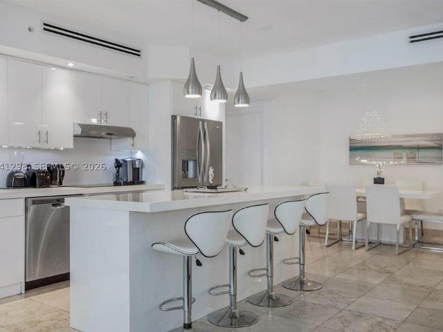 Luxury apartment complex for rent in Miami Beach, Florida
