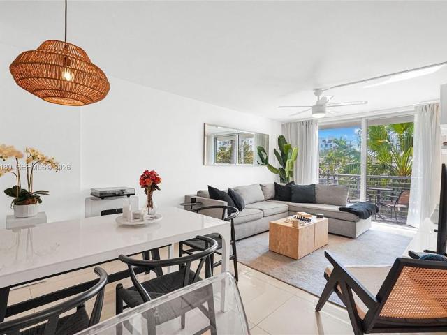Luxury apartment complex for rent in Miami Beach, Florida