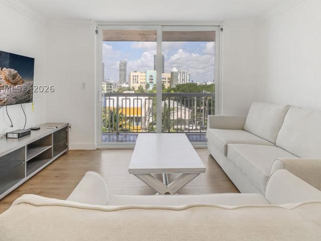 Luxury apartment complex for rent in Miami Beach, Florida