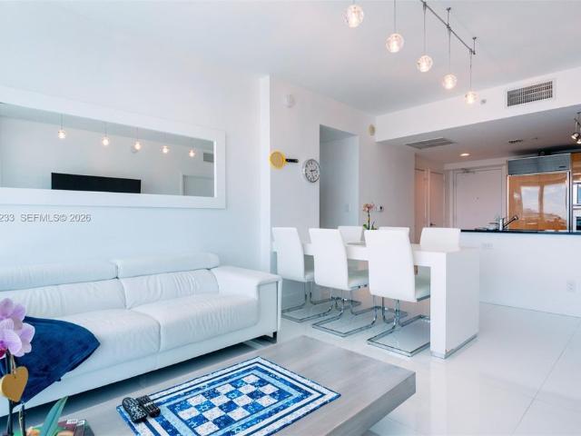 Luxury apartment complex for rent in Miami Beach, Florida