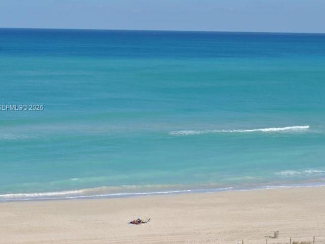 Luxury apartment complex for rent in Miami Beach, Florida