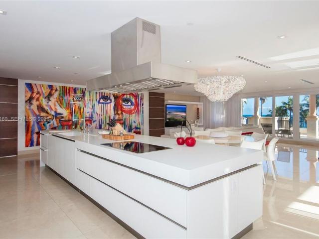 Luxury apartment complex for rent in Miami Beach, Florida