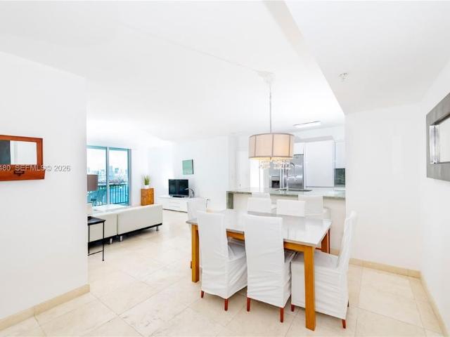 Luxury apartment complex for rent in Miami Beach, Florida