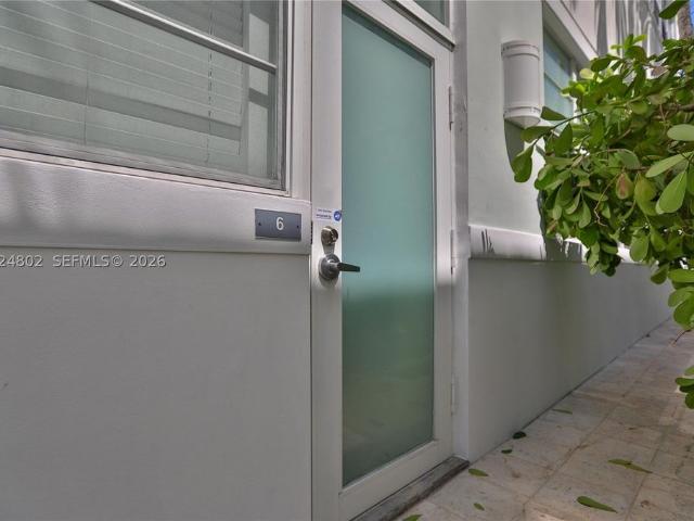 Luxury apartment complex for rent in Miami Beach, Florida