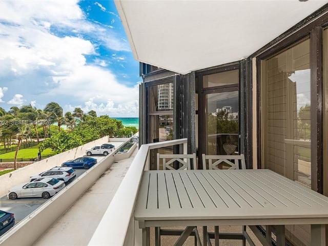 Luxury apartment complex for rent in Miami Beach, Florida