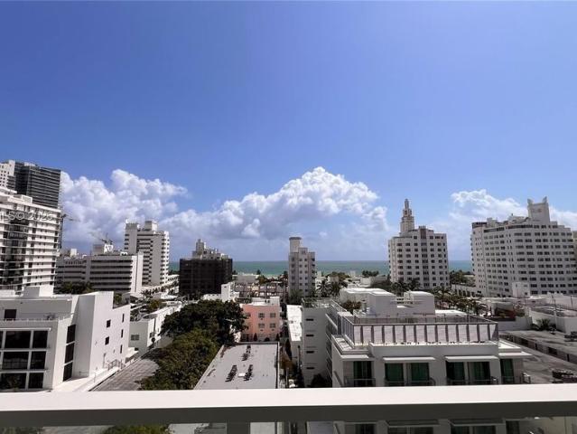 Luxury apartment complex for rent in Miami Beach, Florida