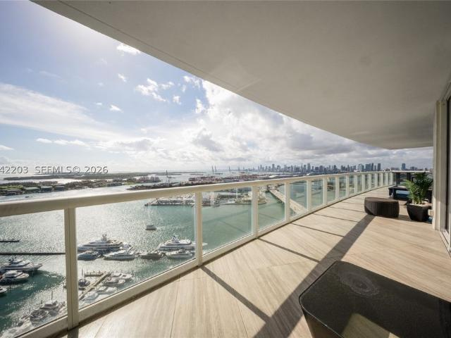 Luxury apartment complex for rent in Miami Beach, Florida