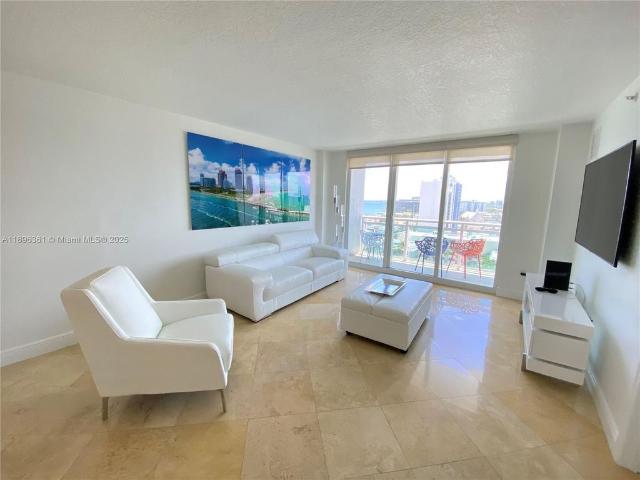 Luxury apartment complex for rent in Miami Beach, Florida
