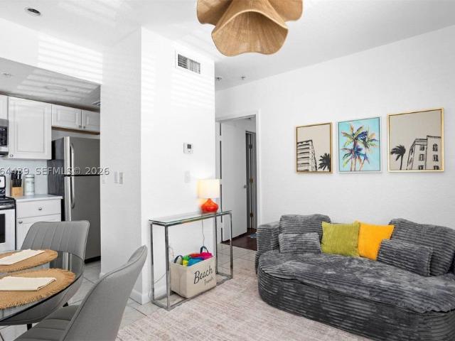 Luxury apartment complex for rent in Miami Beach, Florida
