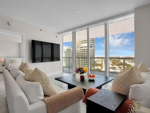 Luxury apartment complex for rent in Miami Beach, Florida