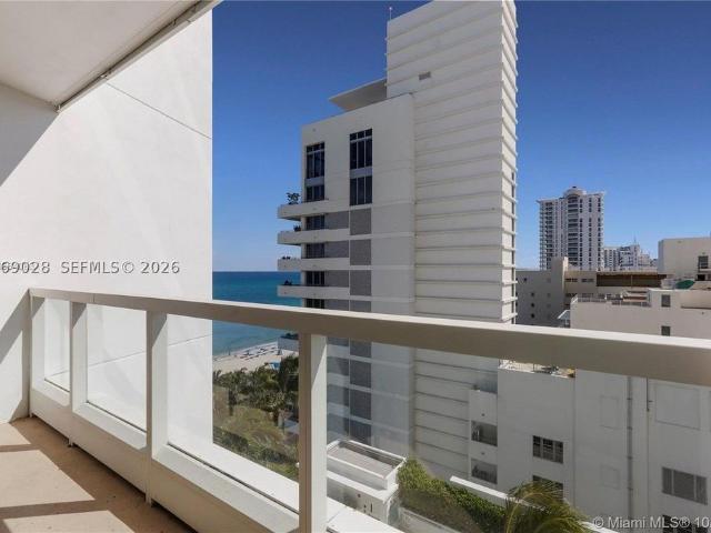 Luxury apartment complex for rent in Miami Beach, Florida