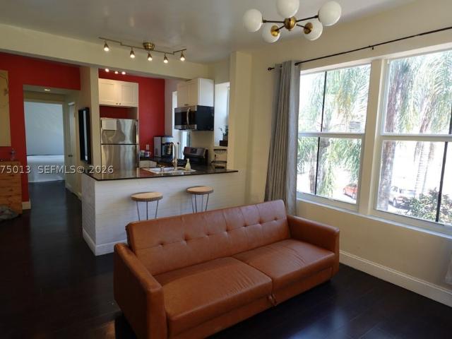 Luxury apartment complex for rent in Miami Beach, Florida