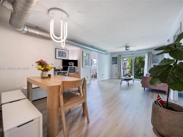 Luxury apartment complex for rent in Miami Beach, Florida