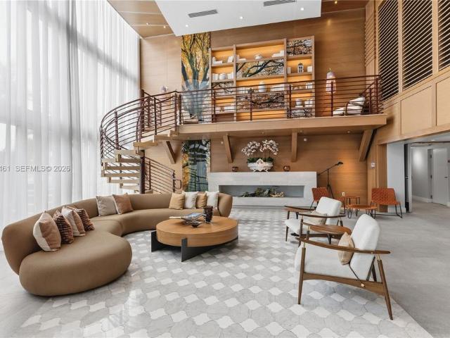 Luxury apartment complex for rent in Miami Beach, Florida