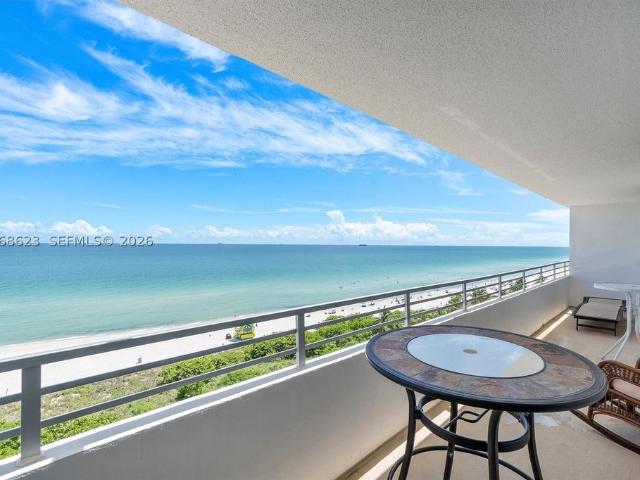 Luxury apartment complex for rent in Miami Beach, Florida
