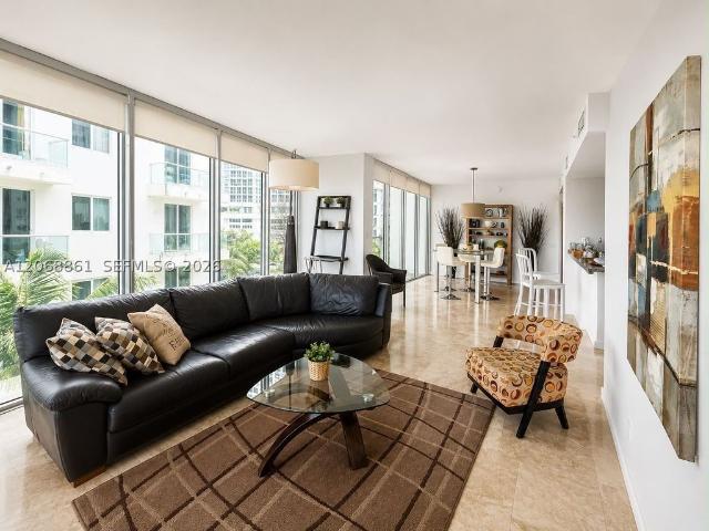 Luxury apartment complex for rent in Miami Beach, Florida
