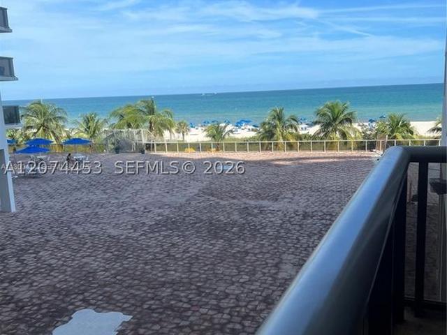 Luxury apartment complex for rent in Miami Beach, Florida