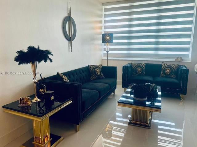 Luxury apartment complex for rent in Miami Beach, Florida