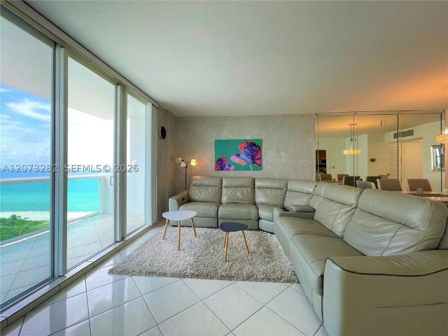Luxury apartment complex for rent in Miami Beach, Florida
