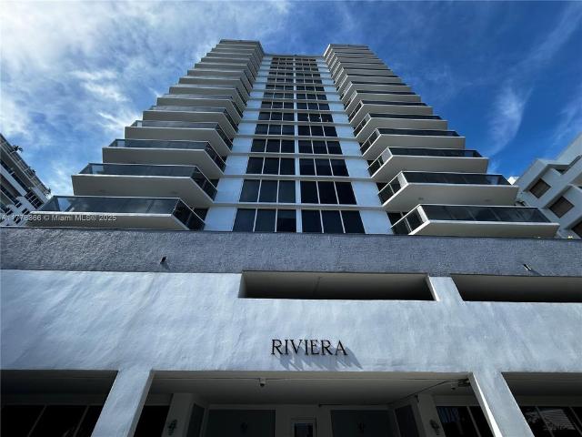 Luxury apartment complex for rent in Miami Beach, Florida