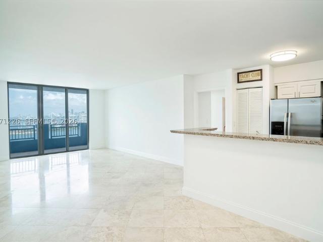 Luxury apartment complex for rent in Miami Beach, Florida