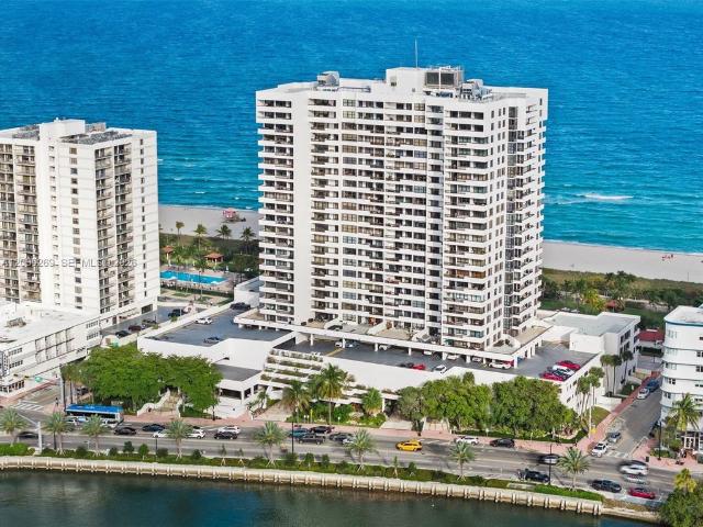 Luxury apartment complex for rent in Miami Beach, Florida