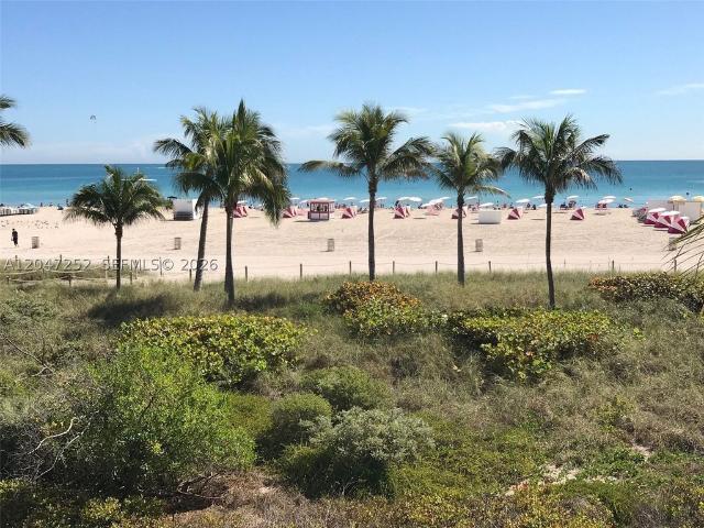 Luxury apartment complex for rent in Miami Beach, Florida
