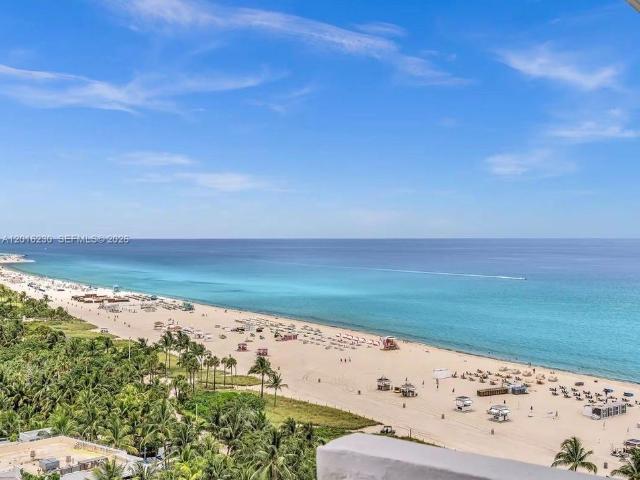Luxury apartment complex for rent in Miami Beach, Florida