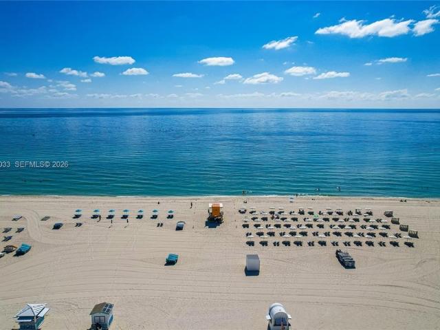 Luxury apartment complex for rent in Miami Beach, Florida