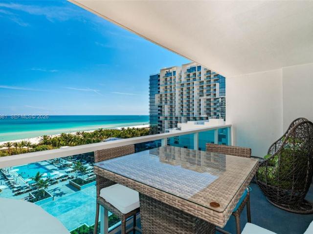 Luxury apartment complex for rent in Miami Beach, Florida