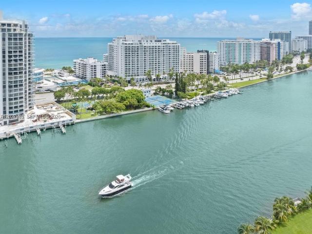 Luxury apartment complex for rent in Miami Beach, Florida