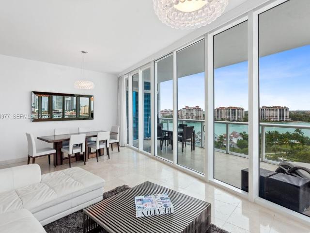 Luxury apartment complex for rent in Miami Beach, Florida
