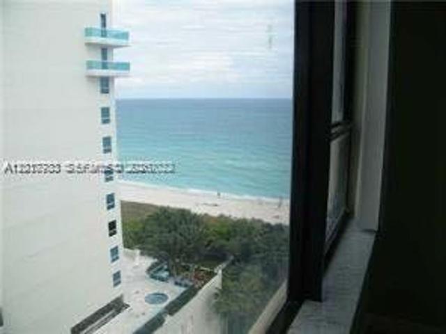 Luxury apartment complex for rent in Miami Beach, Florida