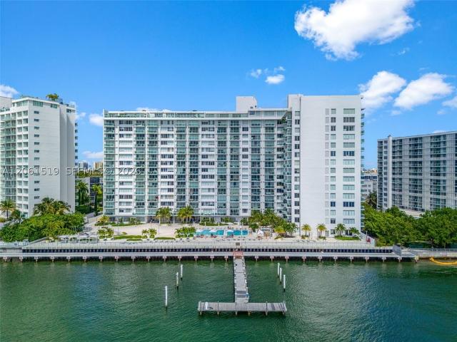 Luxury apartment complex for rent in Miami Beach, Florida