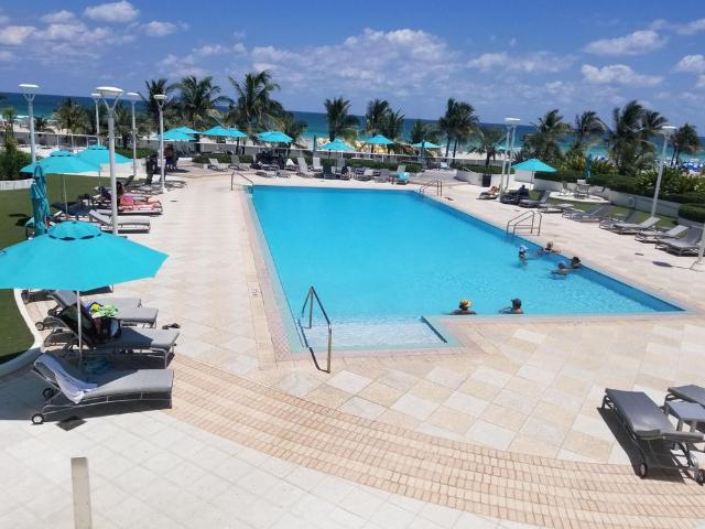 Luxury apartment complex for rent in Miami Beach, United States