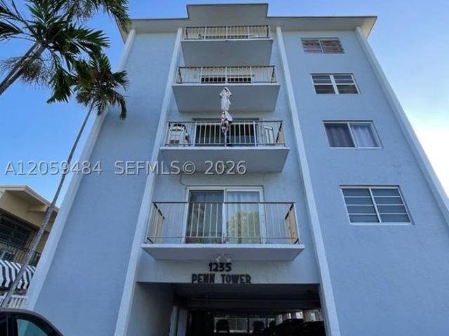 Luxury apartment complex for rent in Miami Beach, United States