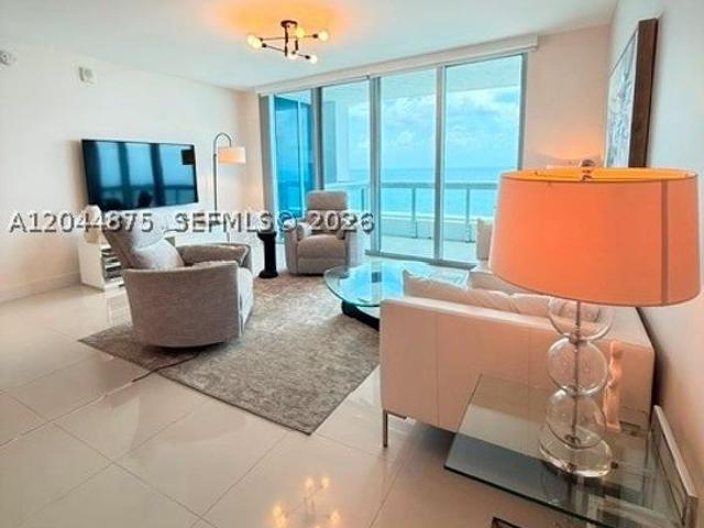 Luxury apartment complex for rent in Miami Beach, United States