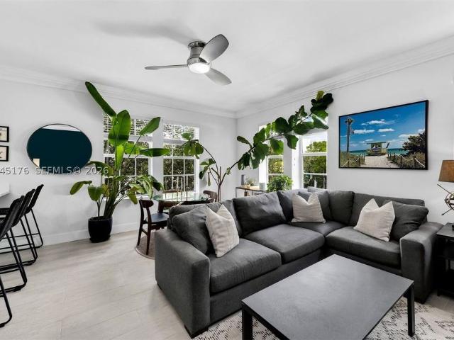 Luxury apartment complex for rent in Miami Beach, United States