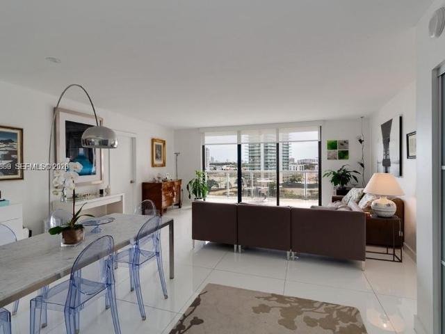 Luxury apartment complex for rent in Miami Beach, United States