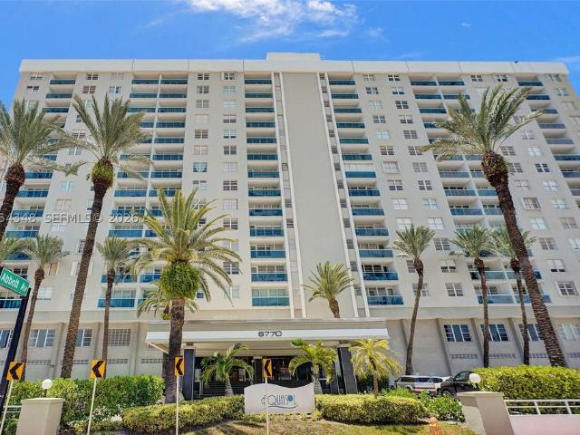 Luxury apartment complex for rent in Miami Beach, United States