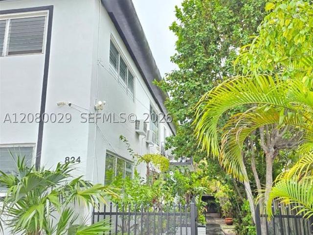 Luxury apartment complex for rent in Miami Beach, United States