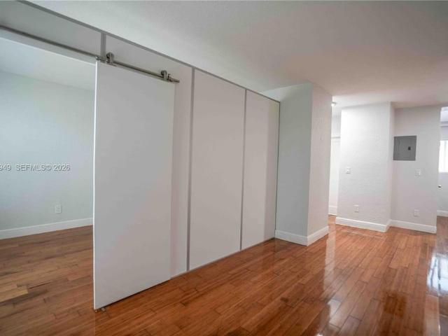 Luxury apartment complex for rent in Miami Beach, United States